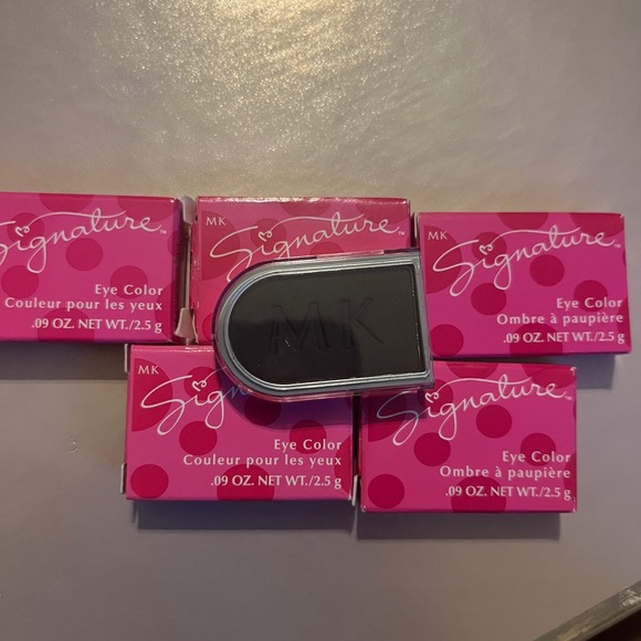 Mary Kay | Makeup | New Lot Of 5 Mary Kay Signature Eye Color Shadow ...